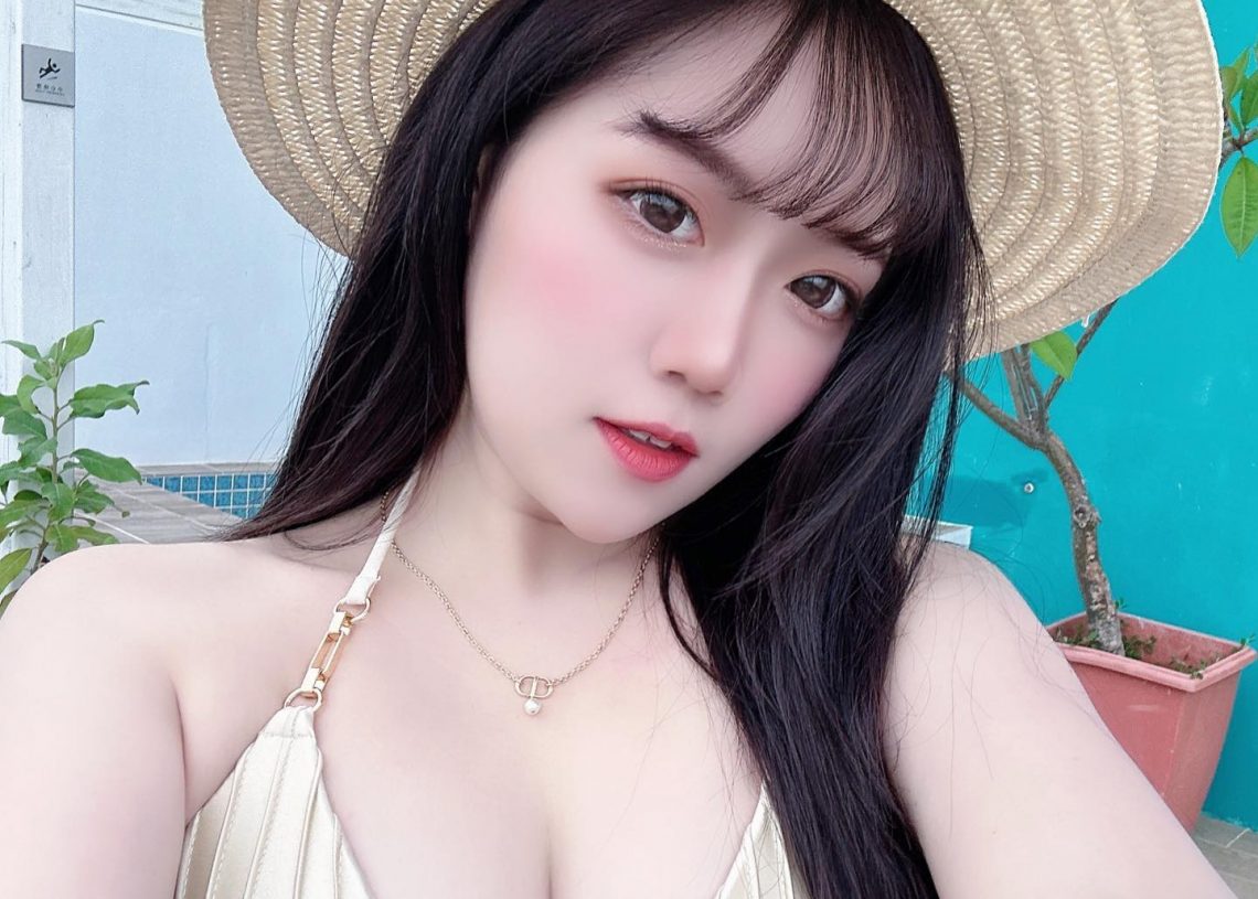 FansOne 台灣 AV 導演恩凱 Enkai @enkai987 所有 A 片線上看，推特網黃情色導演 AV 作品總整理 ．純真子看妹台